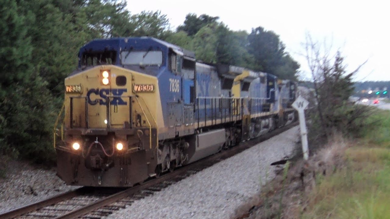 CSX 7836 leads CSX Q678-09 in Palmetto, GA - YouTube