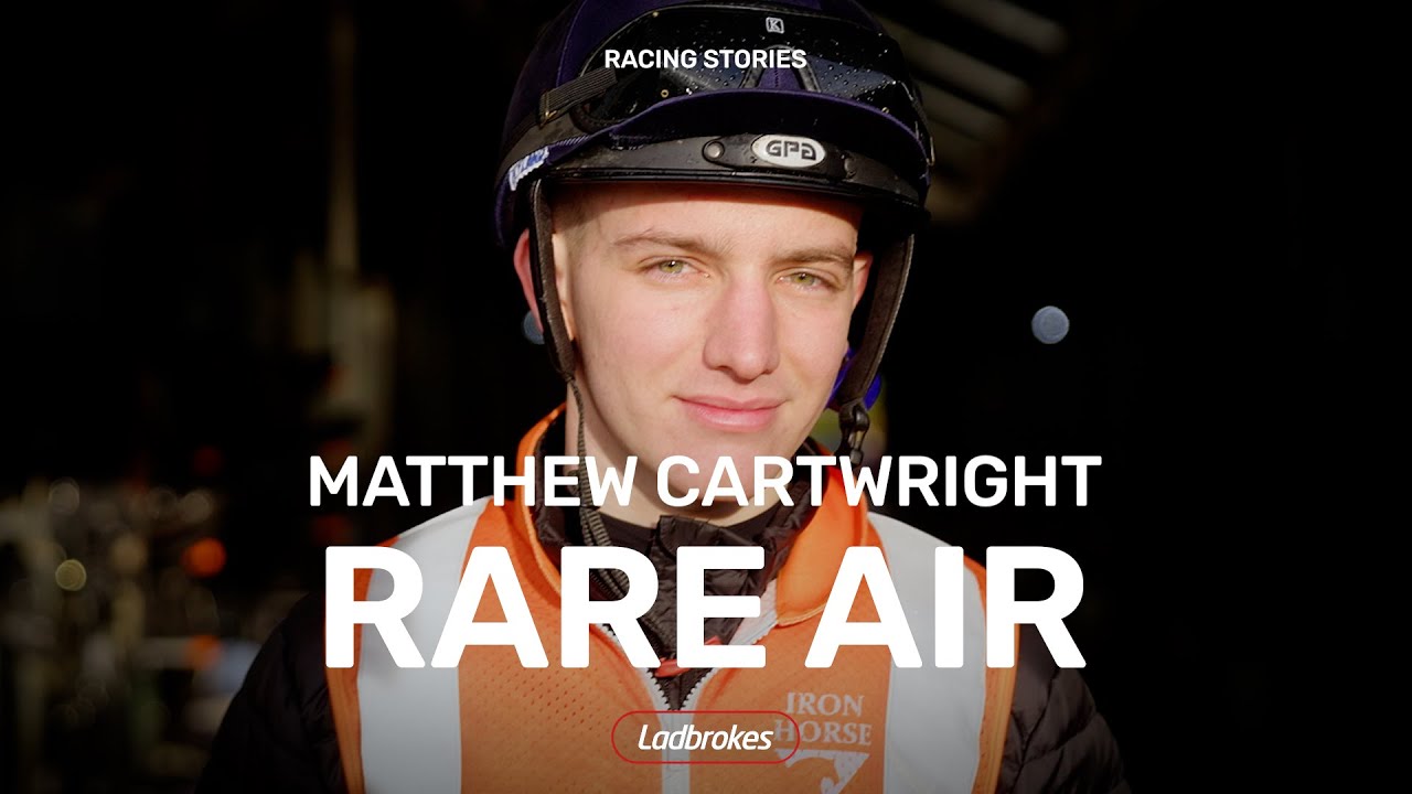 Cartwright enters rare air in New Zealand - YouTube