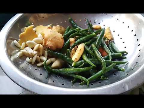 UBADIYU GUJRATI SOUTH GUJRAT SPECIAL RECIPIE - YouTube