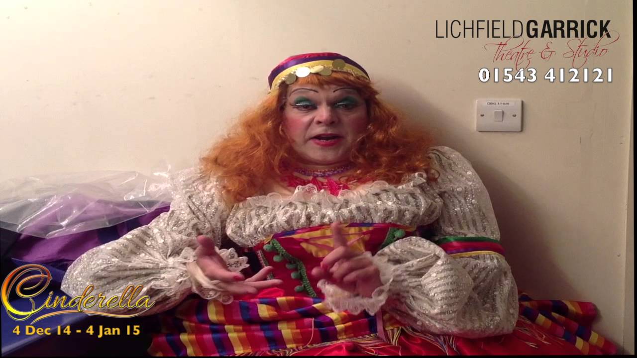 Ian Adams on what makes a great pantomime - YouTube