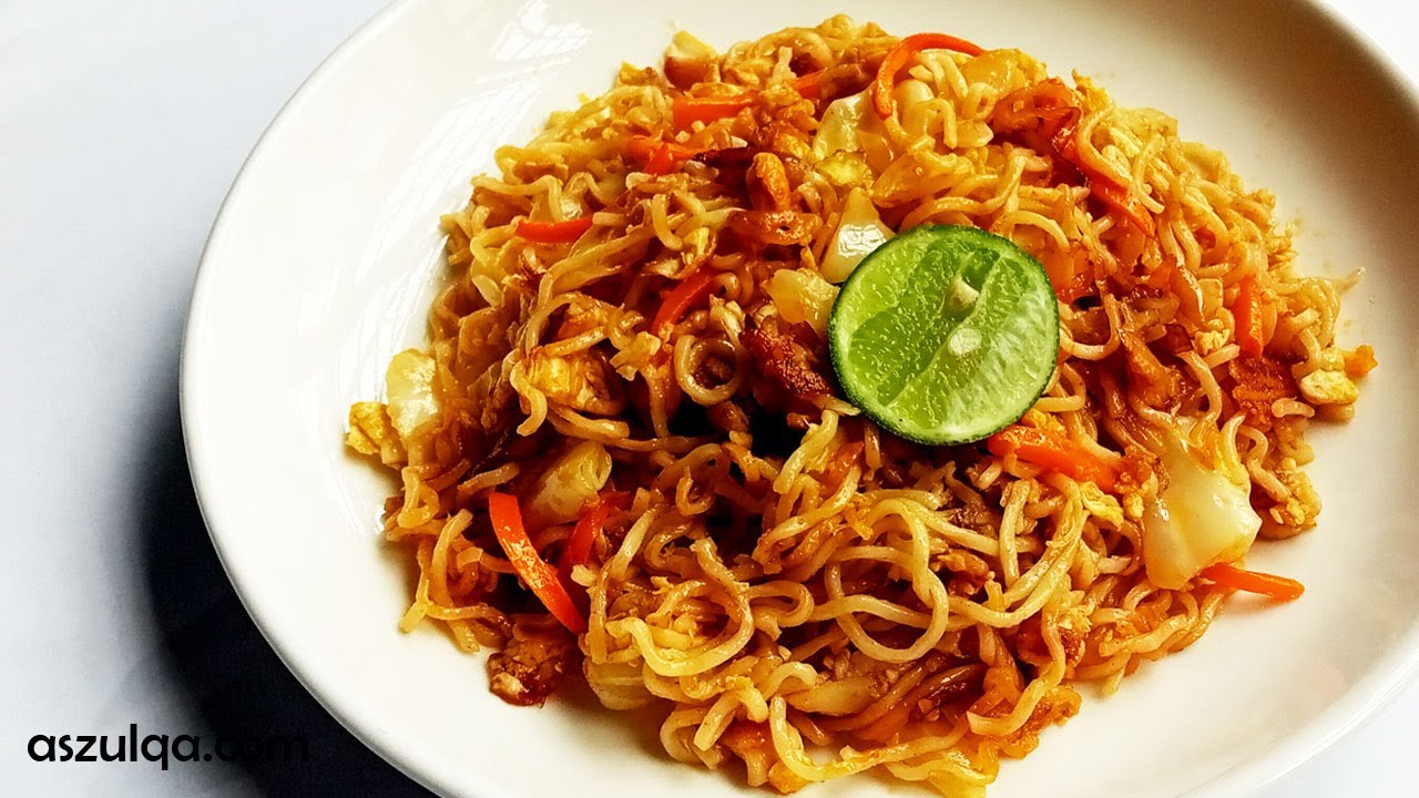 MAGGI GORENG MAMAK, Fried Instant Noodle, Malaysia Street Food - YouTube