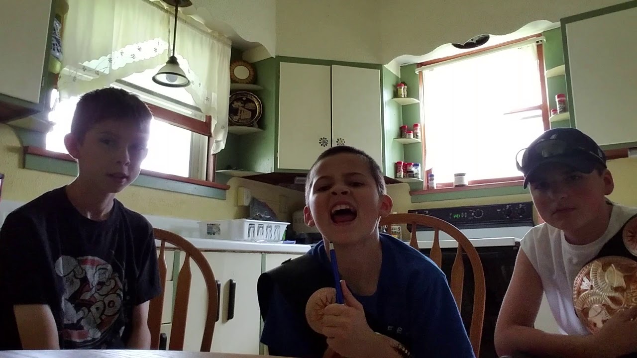 Interview w/THE GARBAGE MEN - YouTube