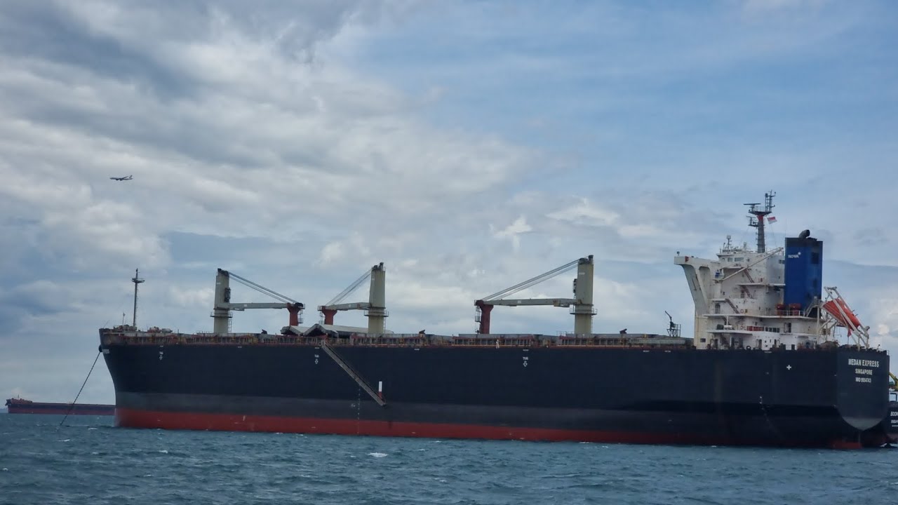 Spotting the Medan Express: A Maritime Marvel in Action | SHIPSPOTTING ...