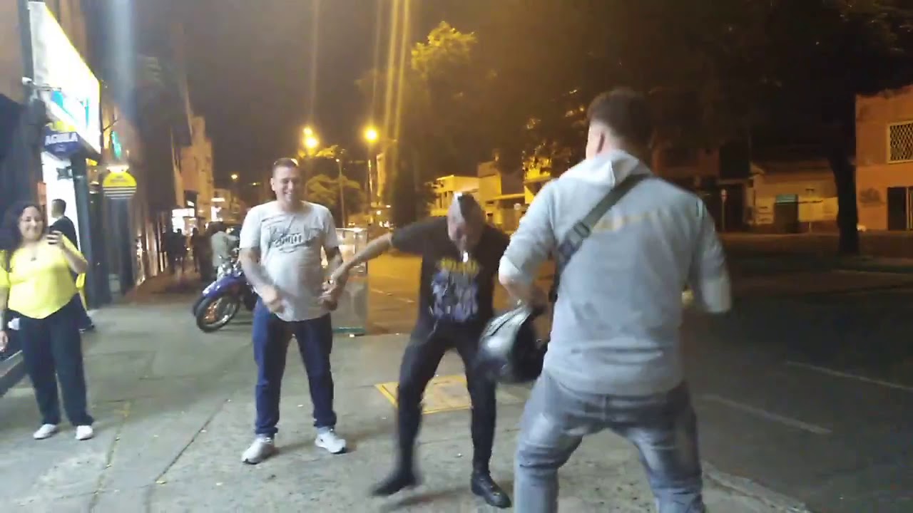 Kalaca Skull cali - YouTube