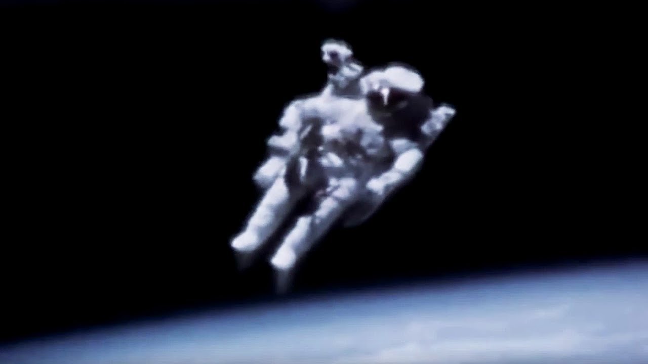 Space Ambient Music [ Space Shuttle Tribute ] Discovery Of The Universe ...