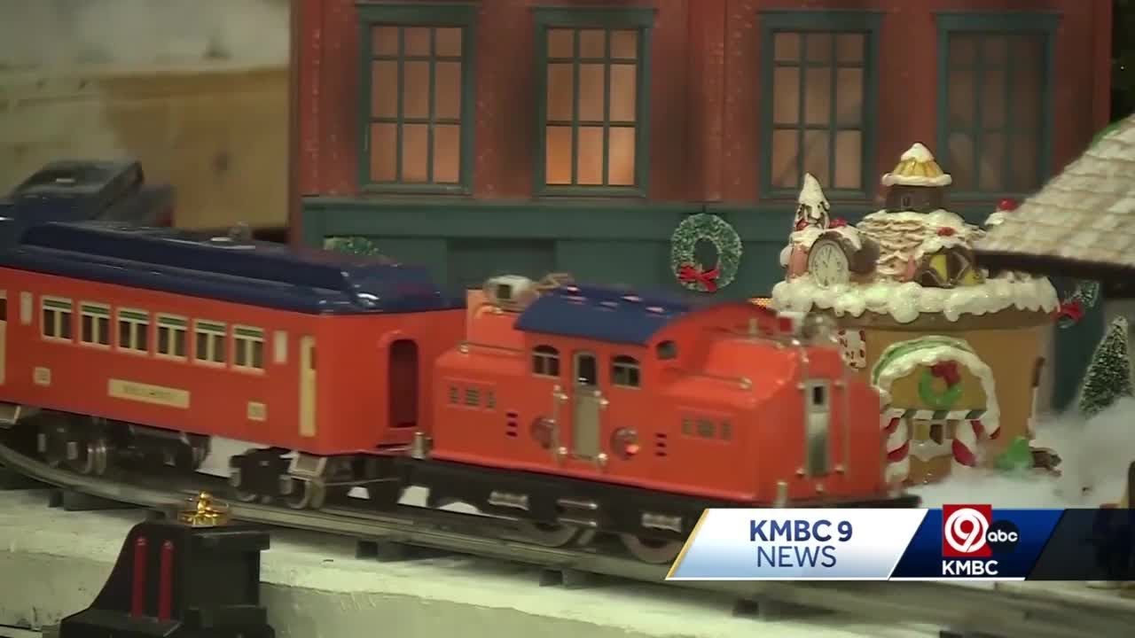 Union Station's expanded model train display opens Thanksgiving week ...