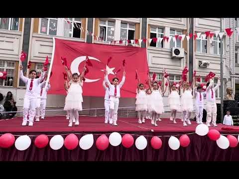 Aynur Yüksel /  23 Nisan Gösterisi Vatan Marşı / 15 Temmuz İlkokulu 3/B Sınıfı 23.04.2025