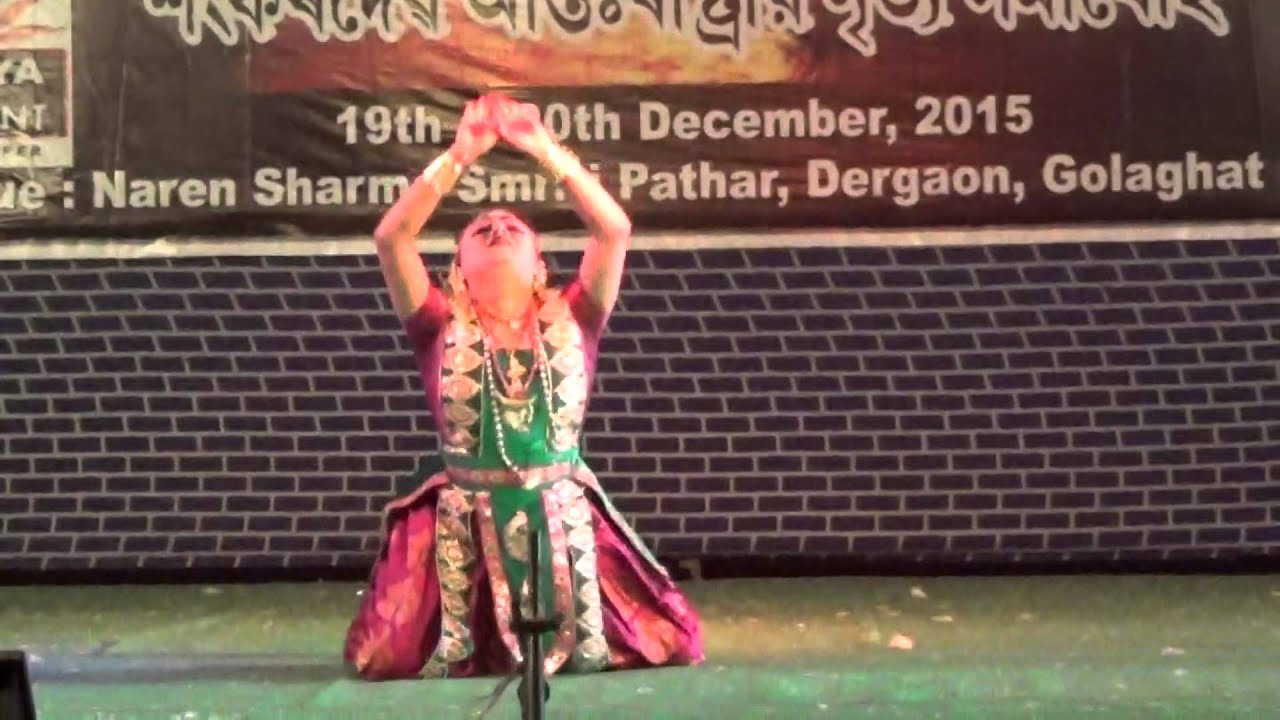 Sattriya Dance by Dimpee Baishya (Kalio Daman) - YouTube