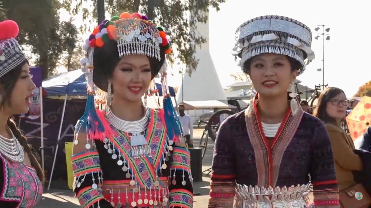 Sacramento Hmong new year 2023 day 1 - YouTube