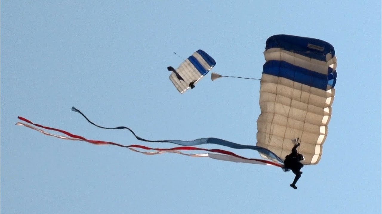 2022 Joint Base Andrews Air & Space Expo - USAFA Wings of Blue - YouTube