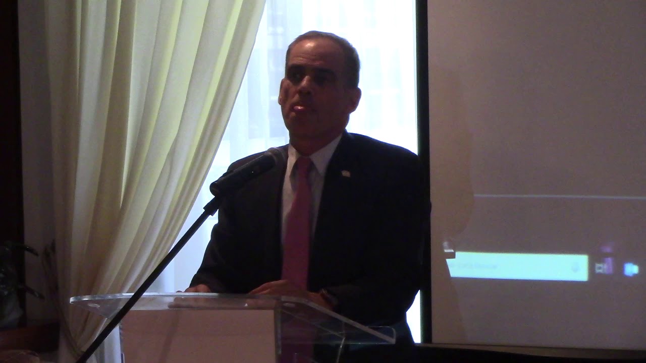 A 40 años de la paz conEgipto Embajador Jonathan Peled Firma Libro ...