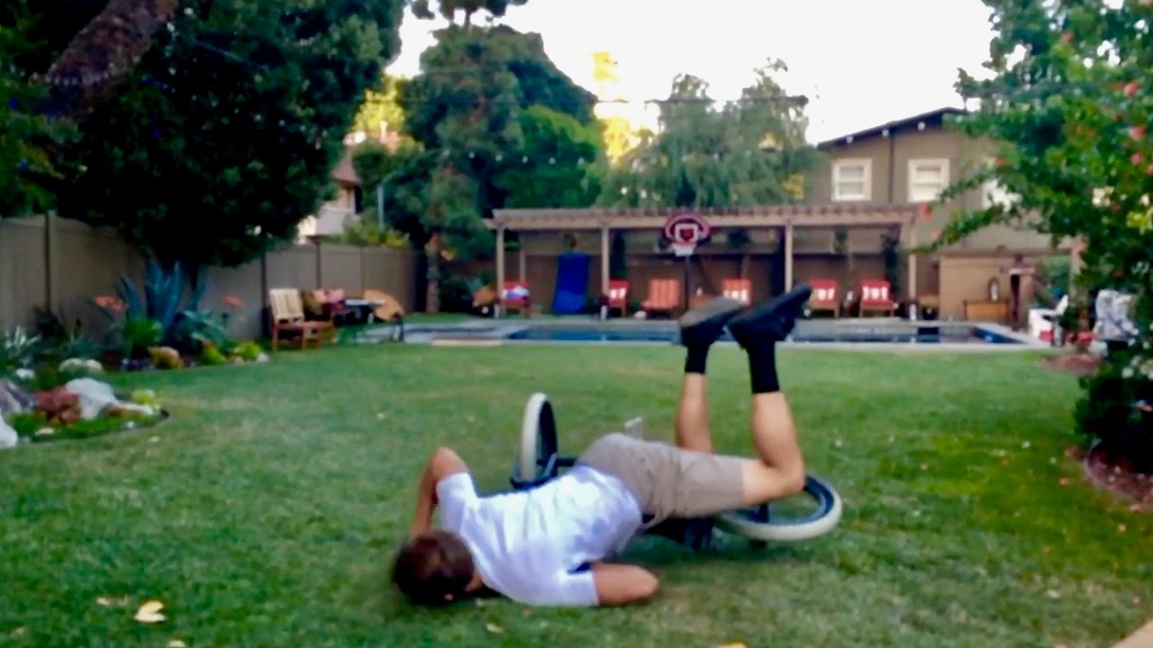 FACE PLANT ON THE NEW BACKYARD RAMP (BMX) - YouTube