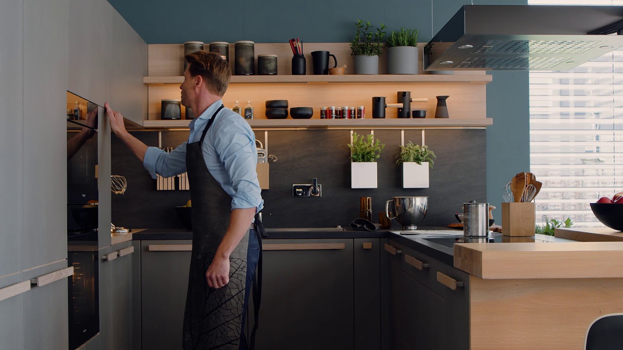 Solid wood kitchen with ceramic: cera line kitchen | TEAM 7 - YouTube