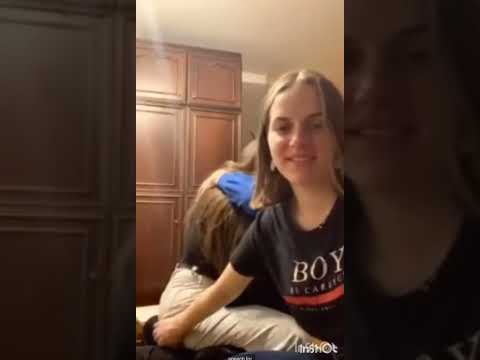 3 girls kissing periscope live