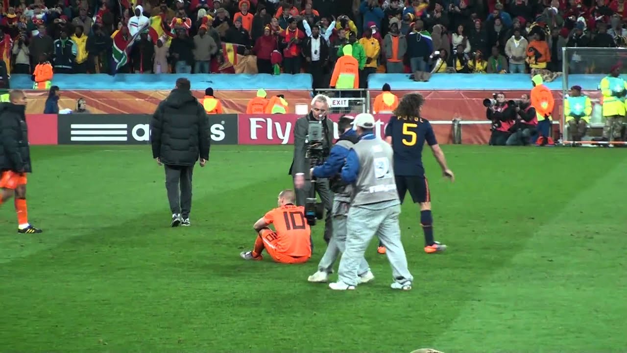 FIFA World Cup Finals 2010 - Post-Match Celebrations - YouTube