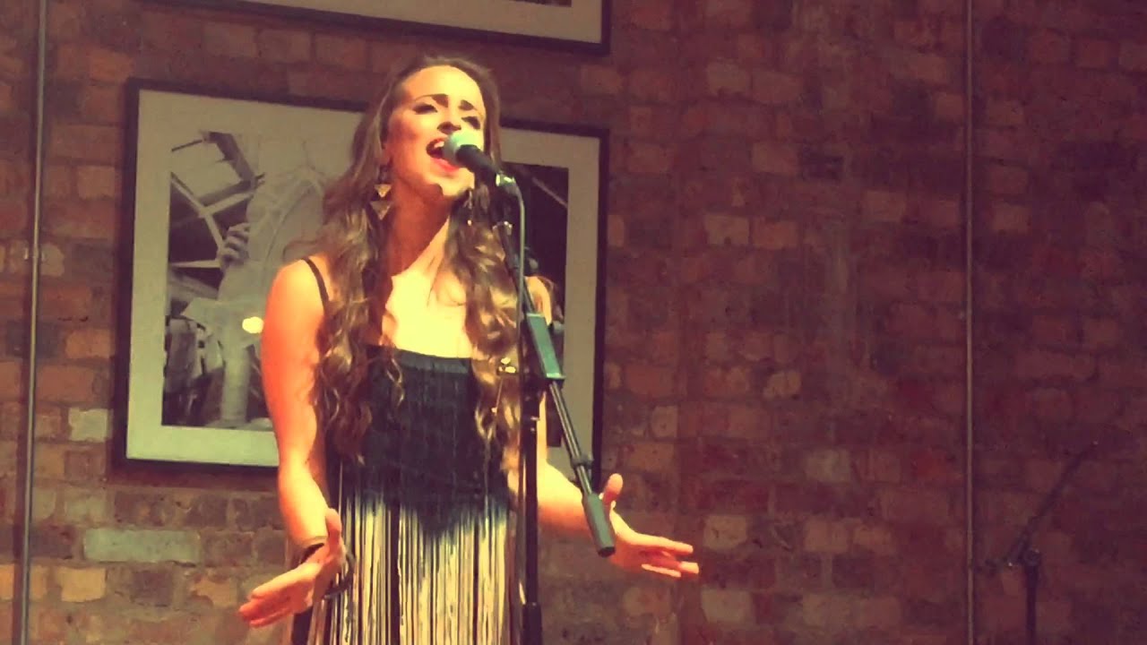 Chloe Porter - I'm Not The Only One [Live at Connor's] - YouTube