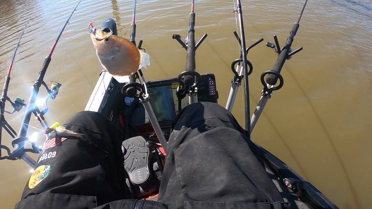 Slow Trolling for Crappie - YouTube