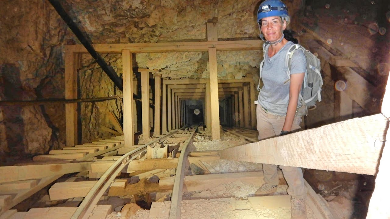 War Eagle Mine Tour - Tecopa California - Mining Artifacts and ...