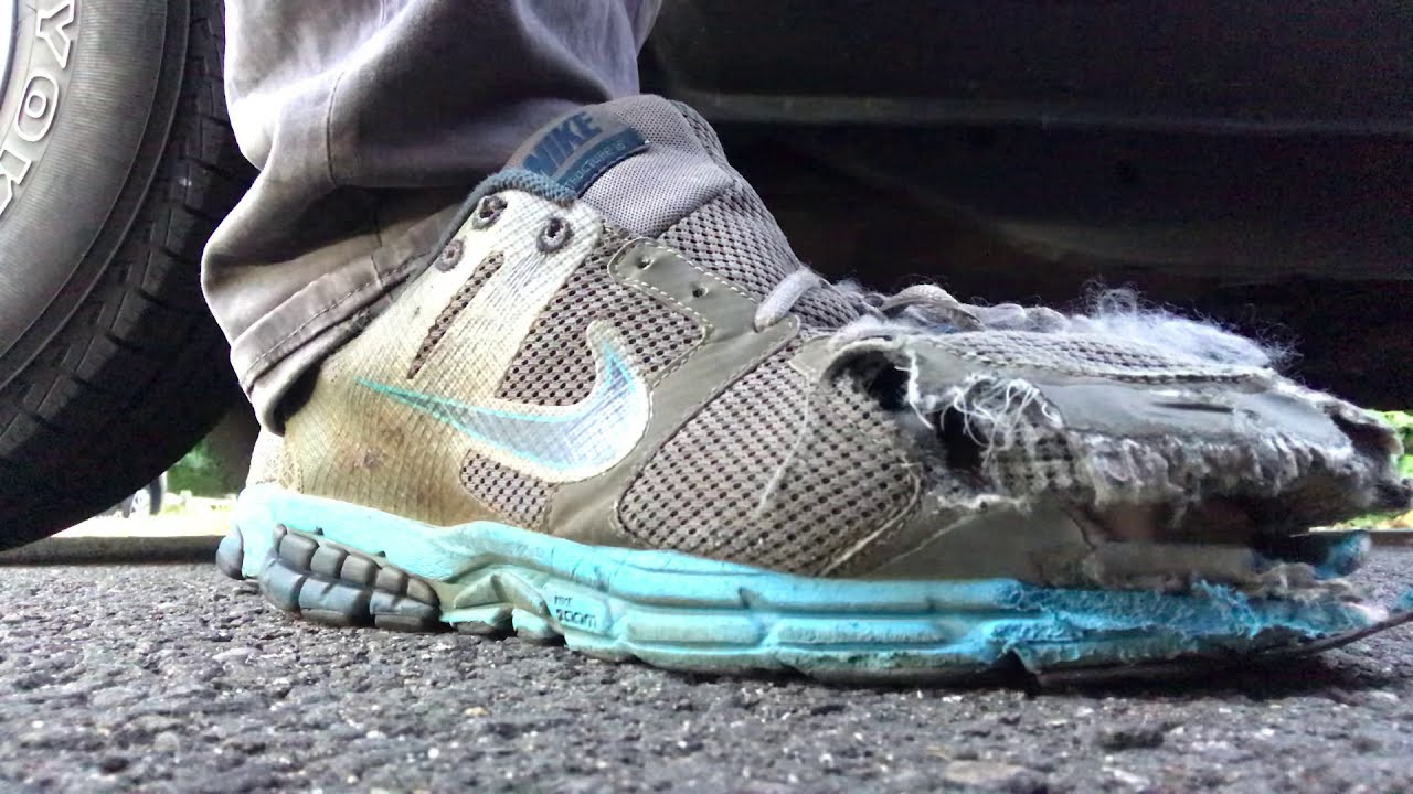 Enjoying Trashed Nike Structure 15 And Trashed Hi-Tec Socks - YouTube