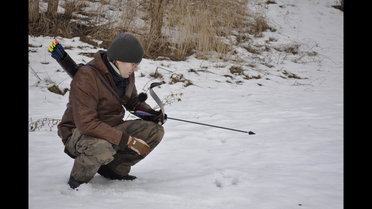 Practicing - Winter Archery at the Toronto Public Archery Range - YouTube