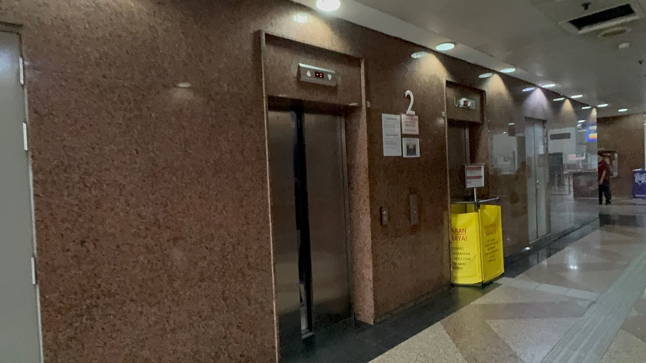 ( Lobby A ) 1 GLARIE / 1 Schindler [GONE] @KL Sentral, Kuala Lumpur, WP ...