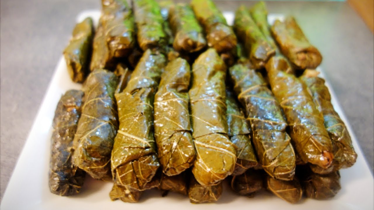 Dollma, japrak (sarma) me gjethe rrushi pa mish, me receten e vjeter te ...