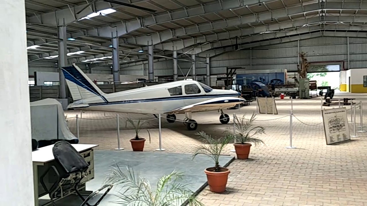 INNOVATION PROJECT STUDIO IN LPU, FLIGHT (1) LPU VLOGS#2019 - YouTube