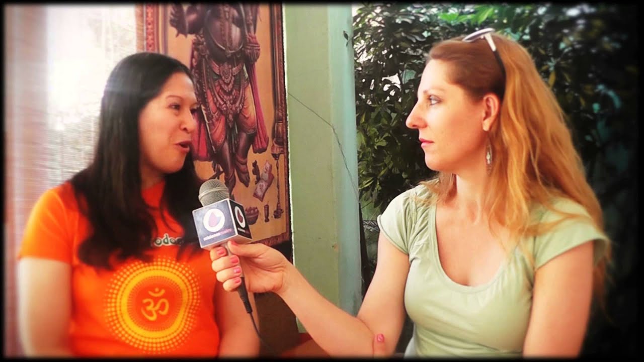 Yoga con Eda León - YouTube