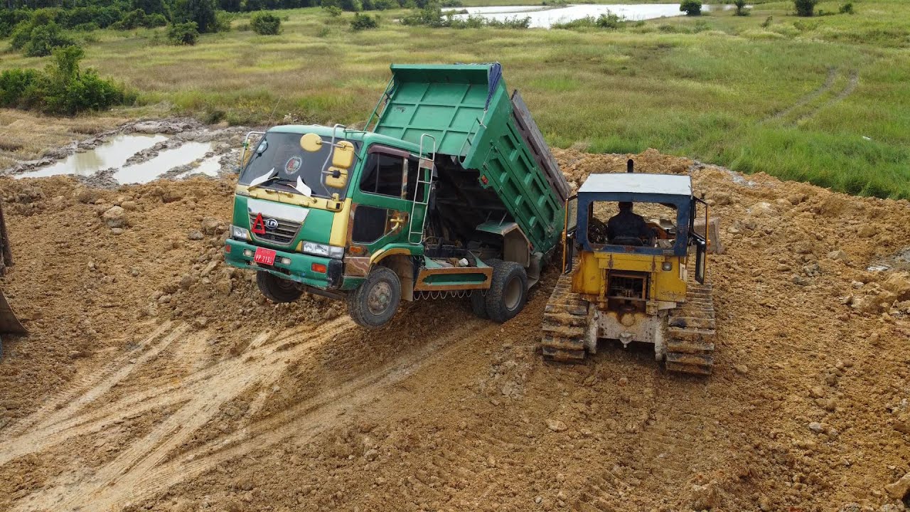 The New Project, Incredible Dump Trucks Loading Flying Bike Helping By ...