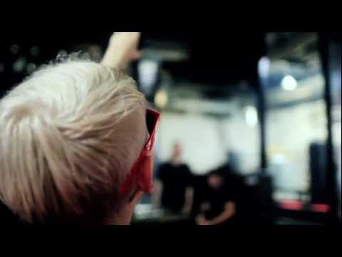 FUCK YESSS August 2011 w/ Le Castle Vania & Hot Pink Delorean