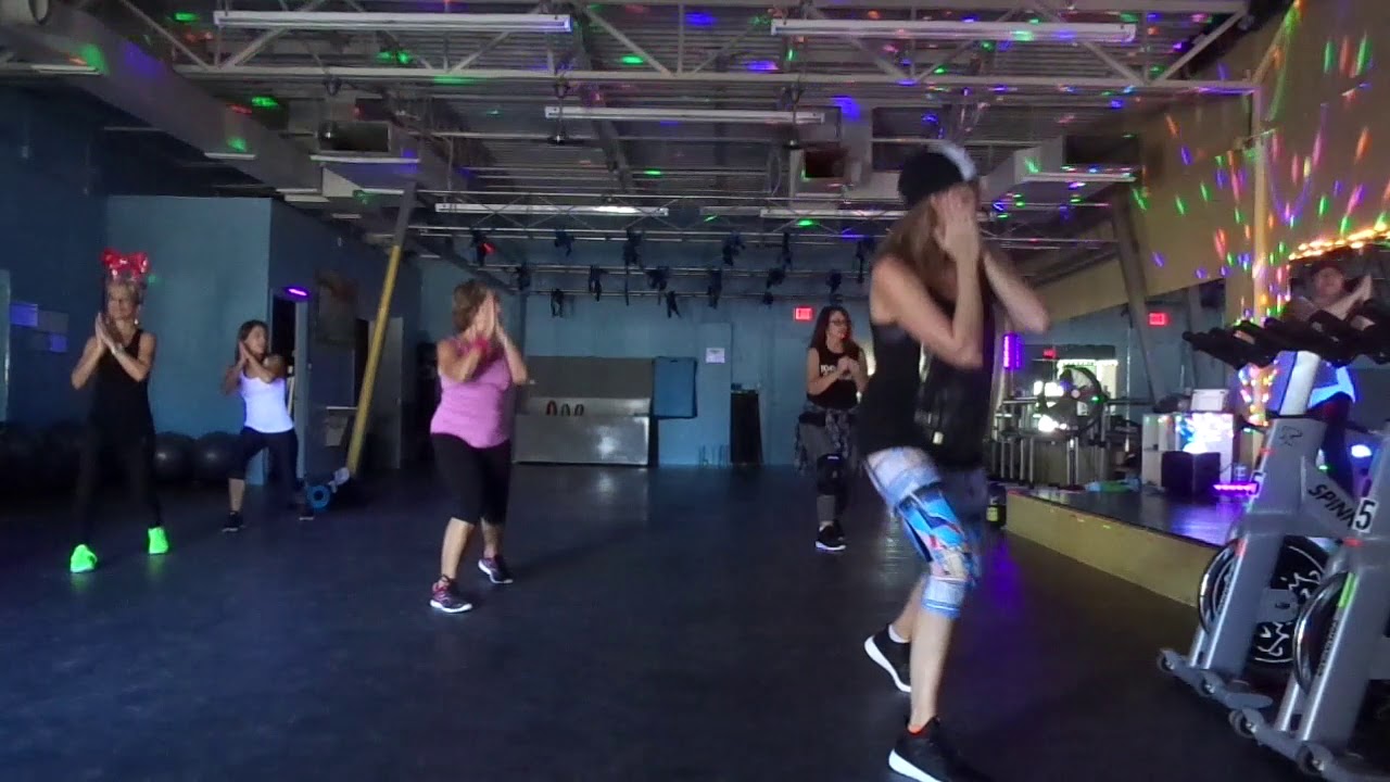 Refit with Amanda: Dancing through December - YouTube