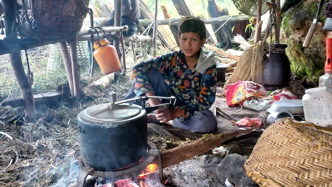 organic Nepali Himalayal Village Food ||Nepali village kitchen ||Pure ...