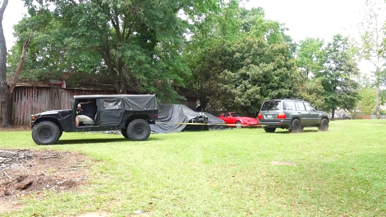 Hummer H1 vs Toyota Land Cruiser - YouTube