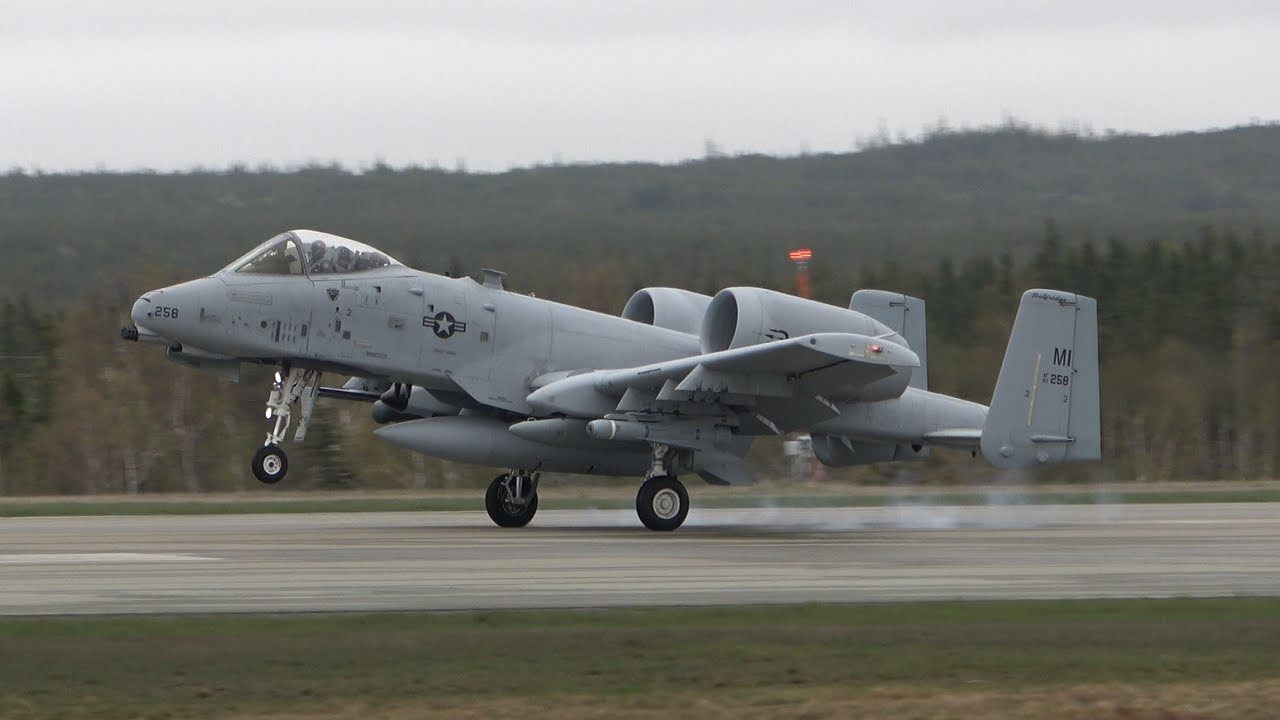 A10 Thunderbolt II - Group Takeoff & Landings - YouTube