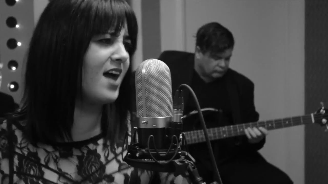 Adele and Amy Winehouse Songbook Live: Bloom's Must-Watch Vocal Tribute | Bloomofficial.com.au ...