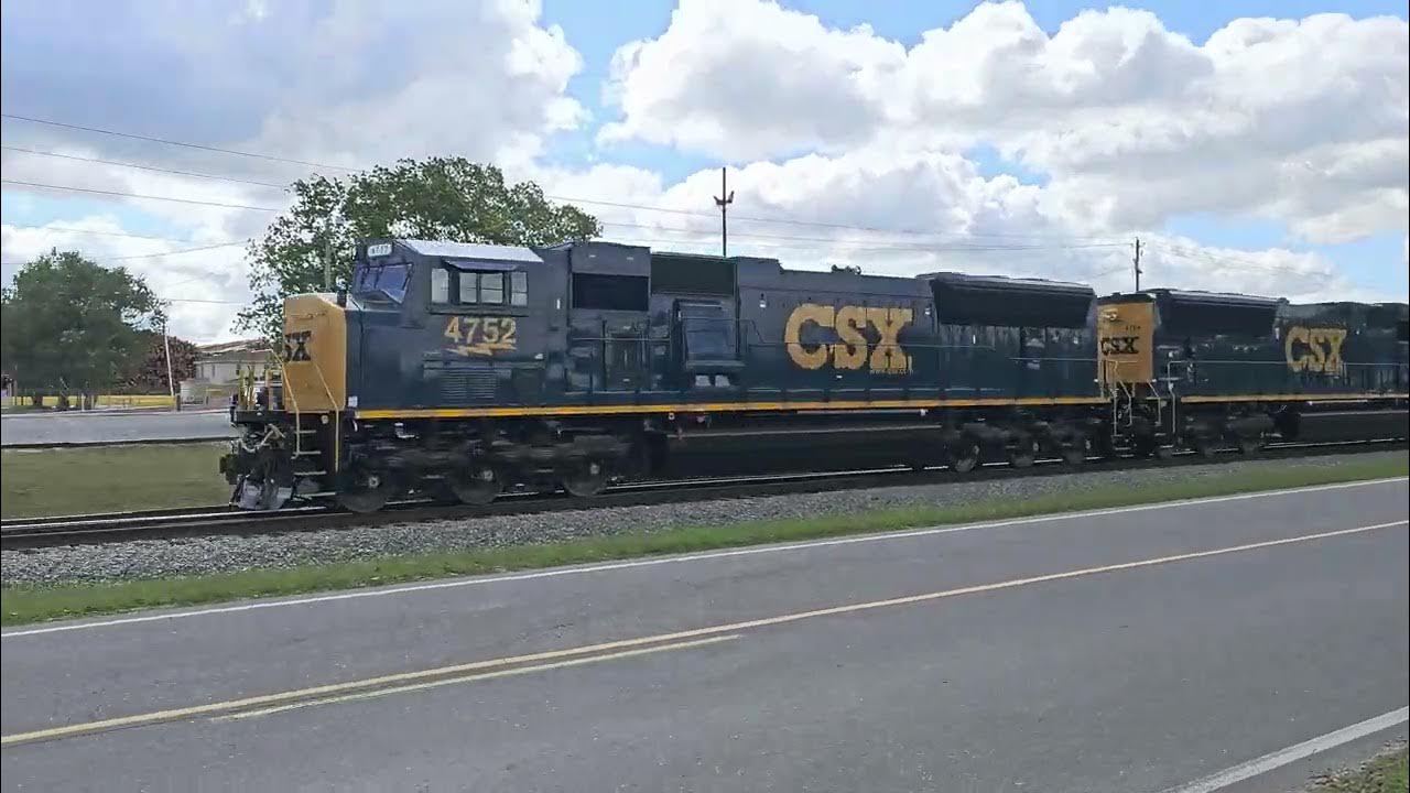CSX L231-11 with two EMD SD70MACs Short Train on this day loud K5LA horn - YouTube