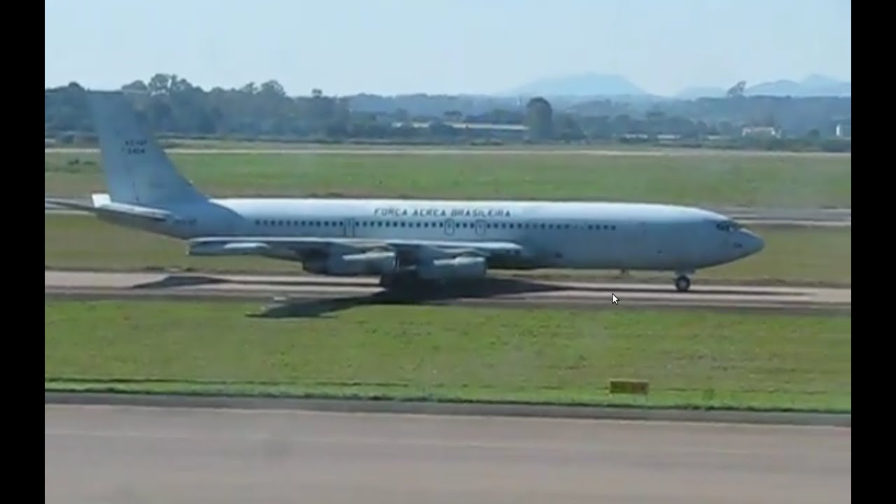 Lendário Boeing 707 - KC 137 FAB 2404 - Sucatão - em Curitiba para o ...