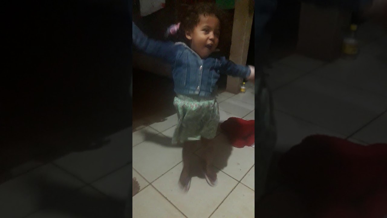 A Minha Filha Brincando Youtube