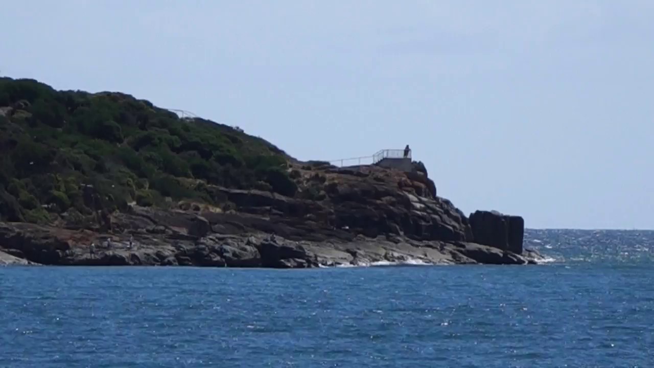 Mersey Bluff Lighthouse, Devonport - Tasmania, Australia - YouTube