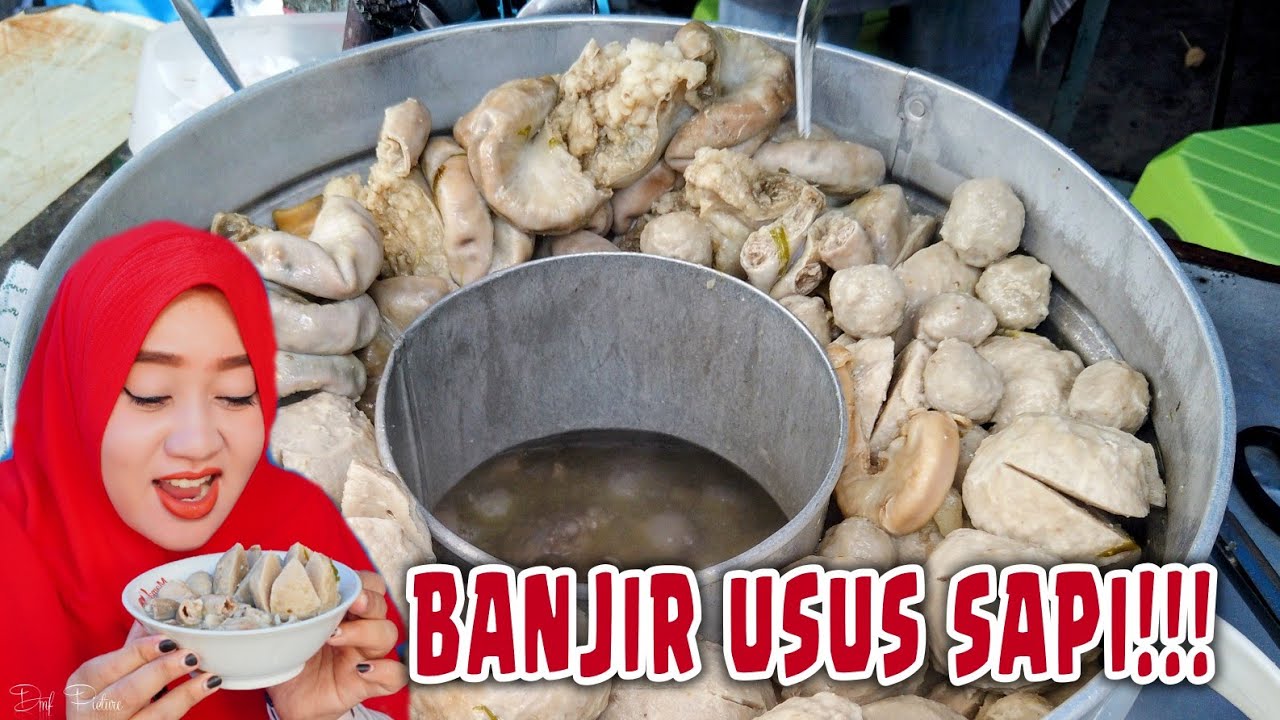 BAKSO BANJIR USUS SAPI!! PEMBELINYA SEPERTI DI PASAR!!! - YouTube