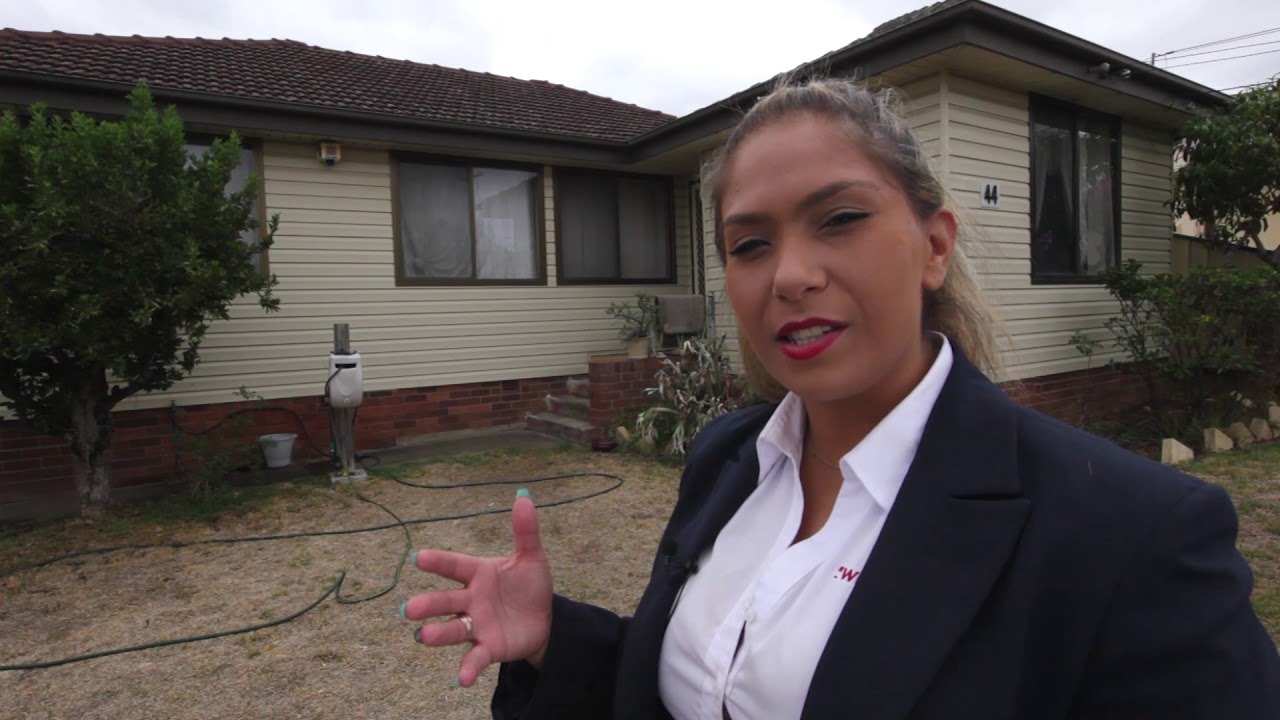 Sadlier house for sale - Michelle Chavez - YouTube
