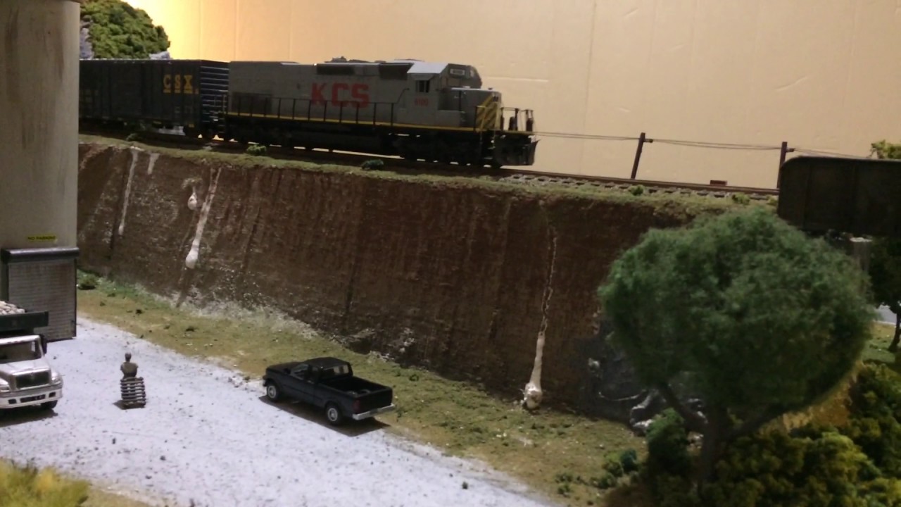 Kcs Sd40t 2 Picking Up Local Freight Youtube