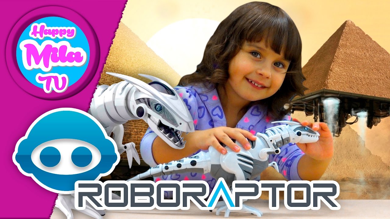 Mini Roboraptor with hunting gait and biting jaw by WowWee robotics ...