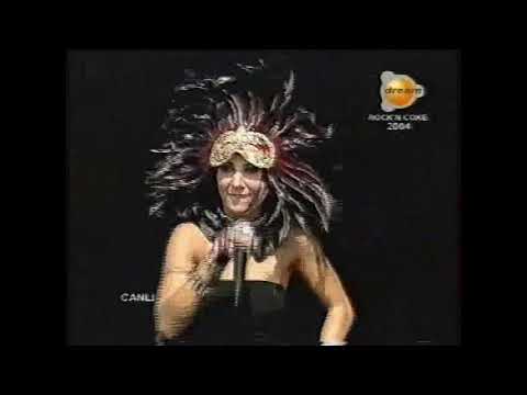 Özlem Tekin Bahar Rock'n Coke 2004