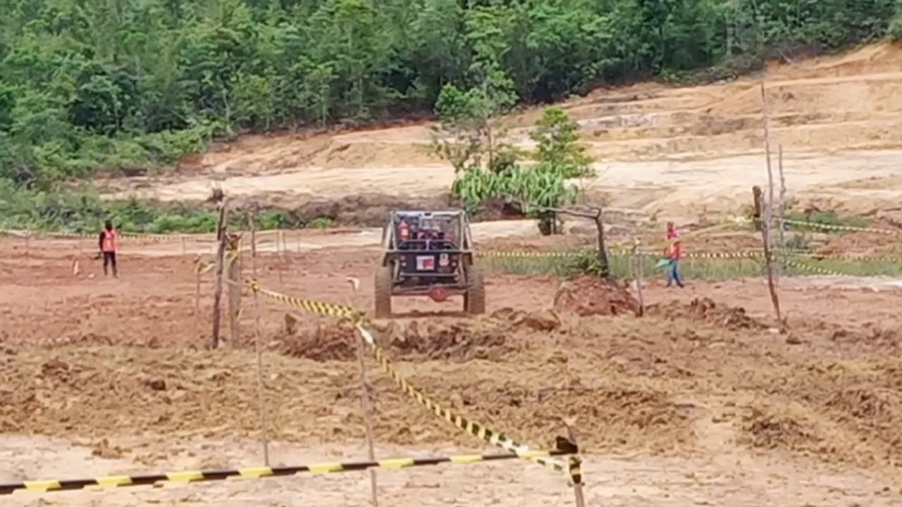 Offroad Borneo III - YouTube