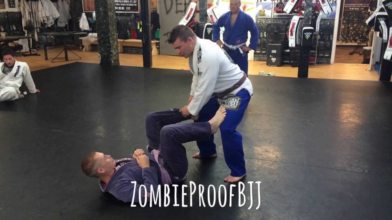 Hulk Hogan Leg Drop Toe Hold vs Open Guard - ZombieProof Brazilian Jiu ...