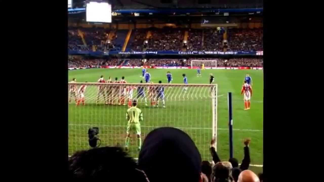 David Luiz free kick up close - YouTube