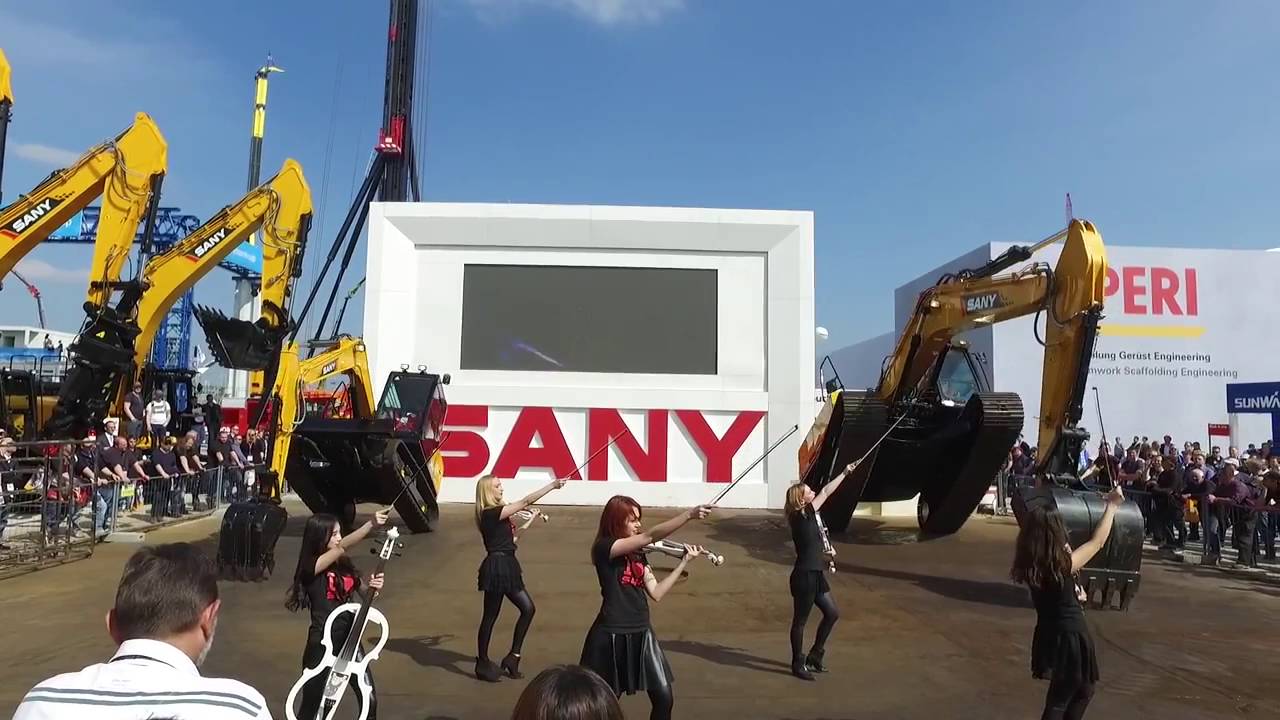 Excavator Show Bauma 2016 - YouTube