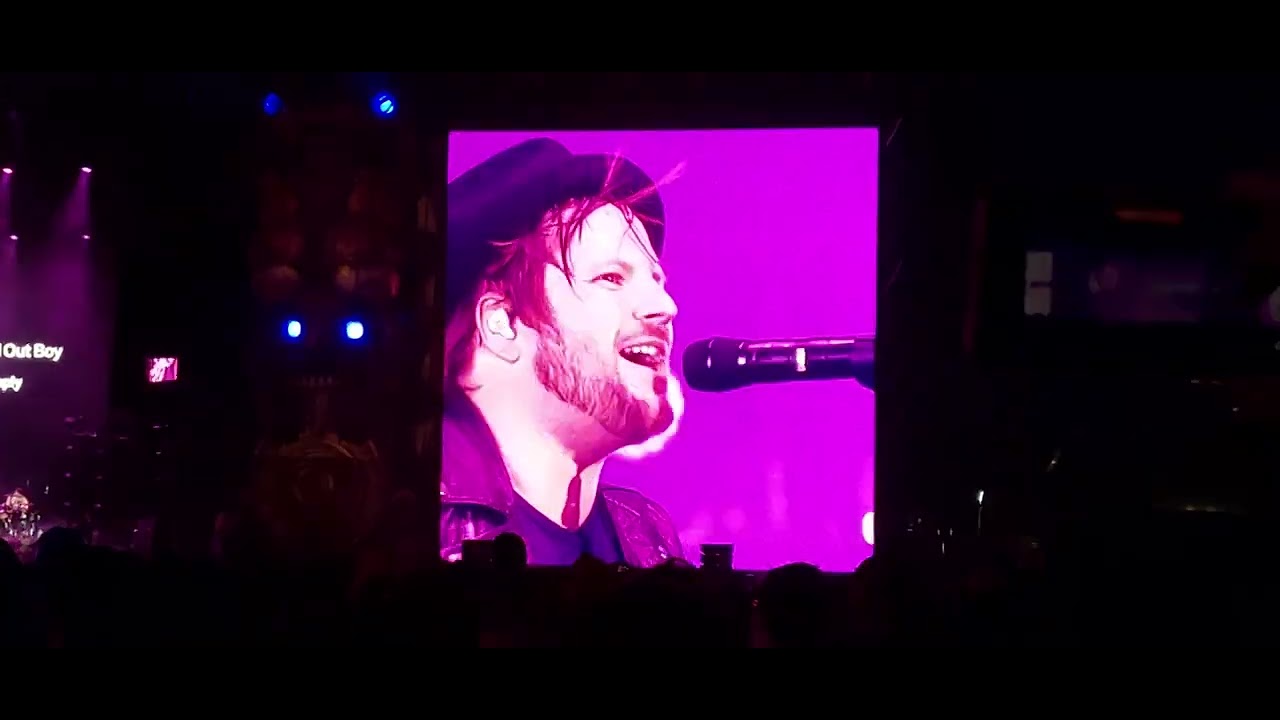 Fall Out Boy - Immortals (Live) at Download Festival the 15th of June ...
