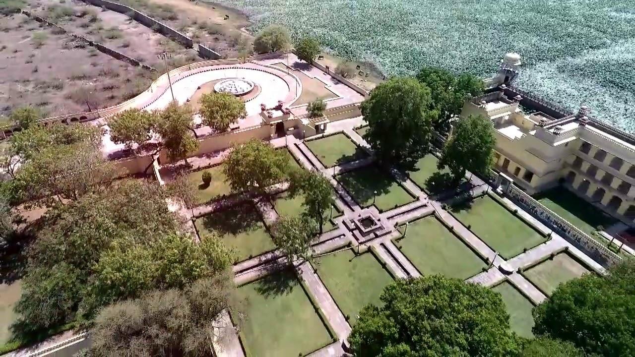 Abheda Mahal Kota - YouTube